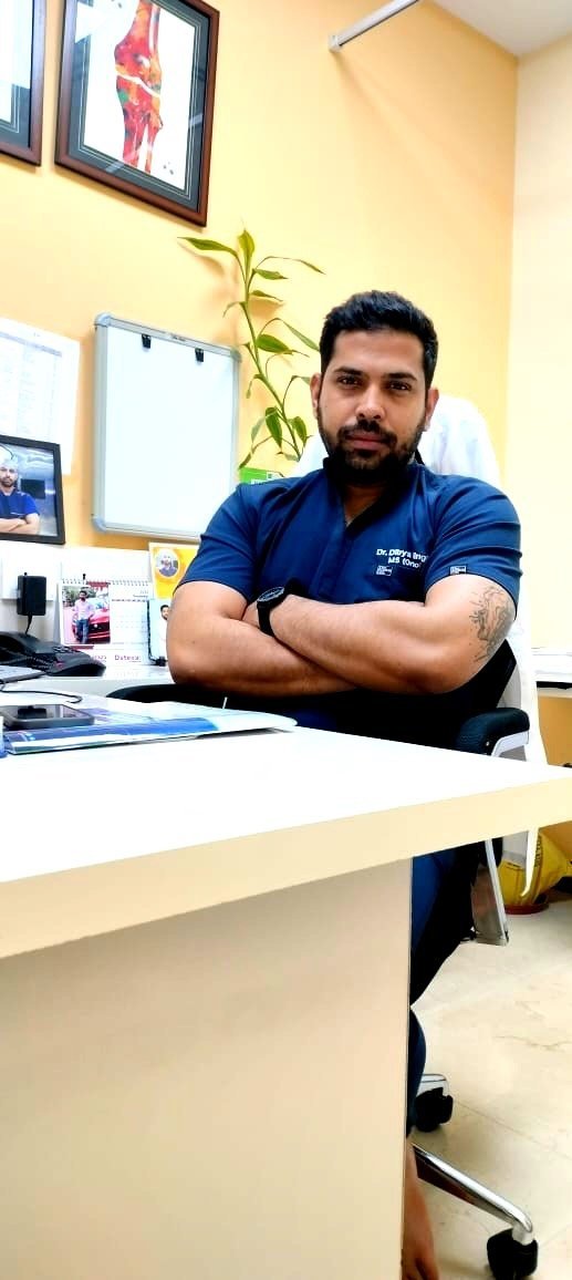 Artificial Knee types and benefits?